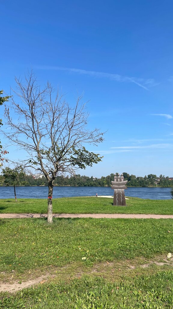 Park, sokak heykeli Отражение, Saint‑Petersburg, foto