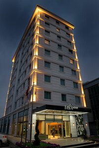 Nish Palace Exclusive Suites (İstanbul, Ümraniye, Şerifali Mah., İbrahim Hakkı Sok., 40), otel  İstanbul'dan