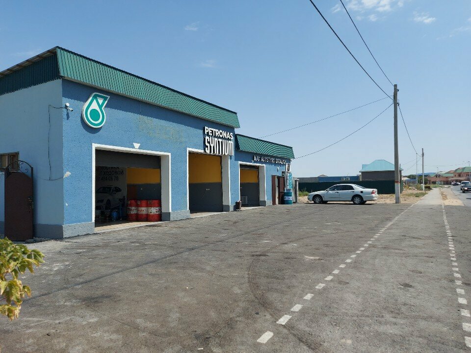 Express yağ değişim noktası Petronas Syntium, Kızılorda, foto