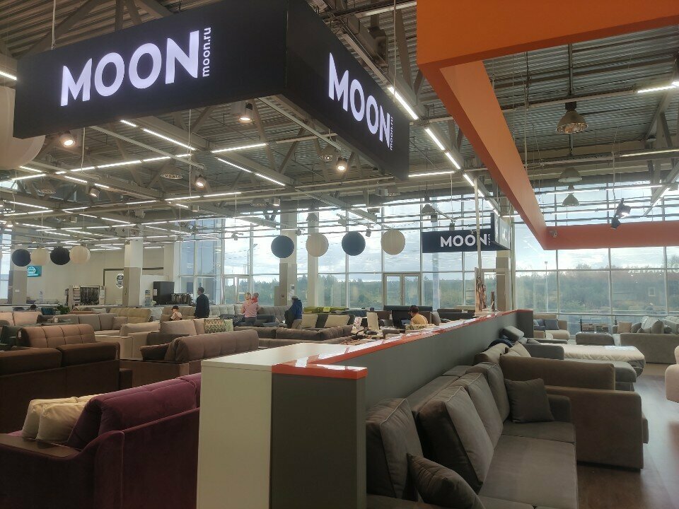 Koltuk takımı mağazaları Moon, Yekaterinburg, foto