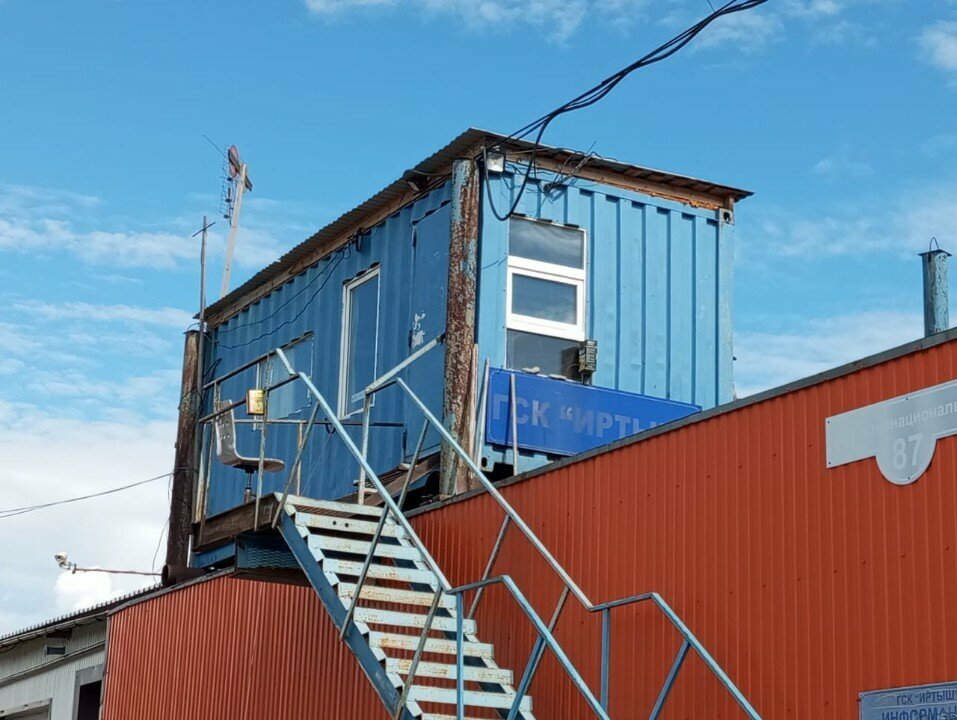 Garajlar ГК Иртыш, Nijnevartovsk, foto