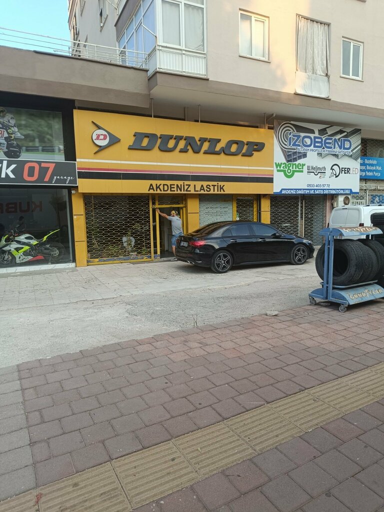 Jant ve lastikçiler Dunlop Lastik, Antalya, foto