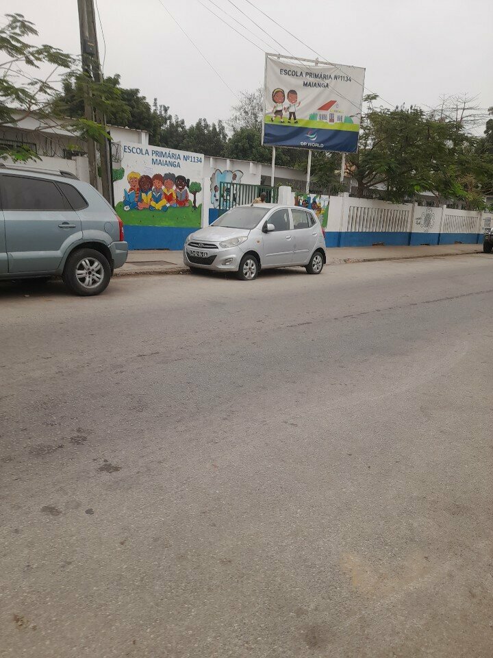 Ortaokul Escola primária 1134, Loanda, foto