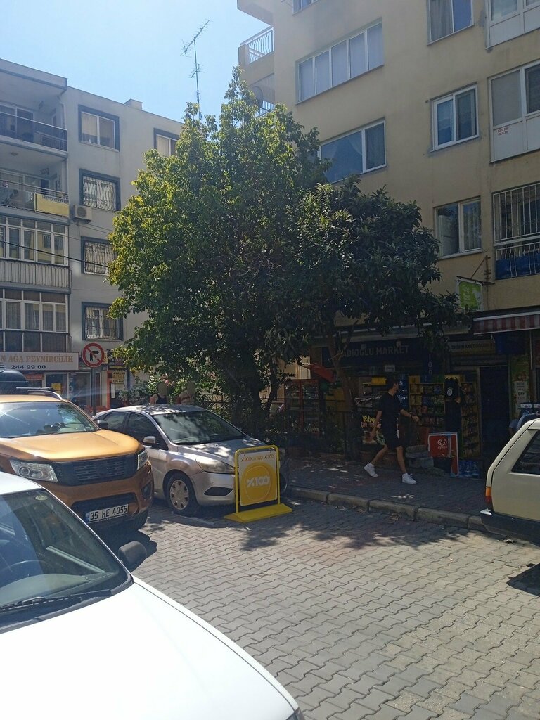 Market Kadıoğlu Market, İzmir, foto