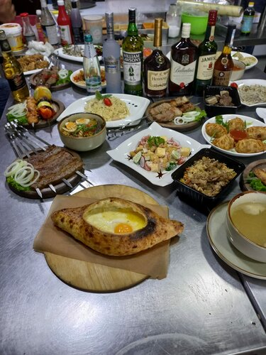 Kafe 4 Sezona, Almatı eyaleti, foto