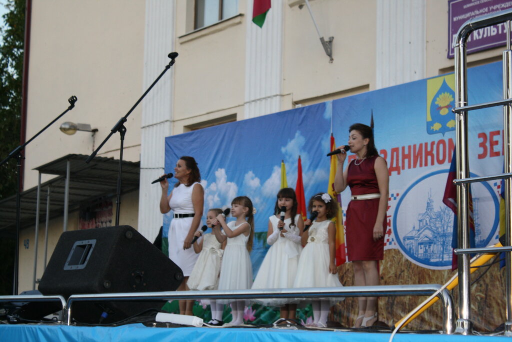 Kültür ocakları Калининский дом культуры, Krasnodarski krayı, foto