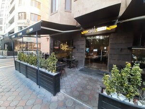Classic Diner (Aram Street No:82, Yerevan), kafe  Erivan'dan