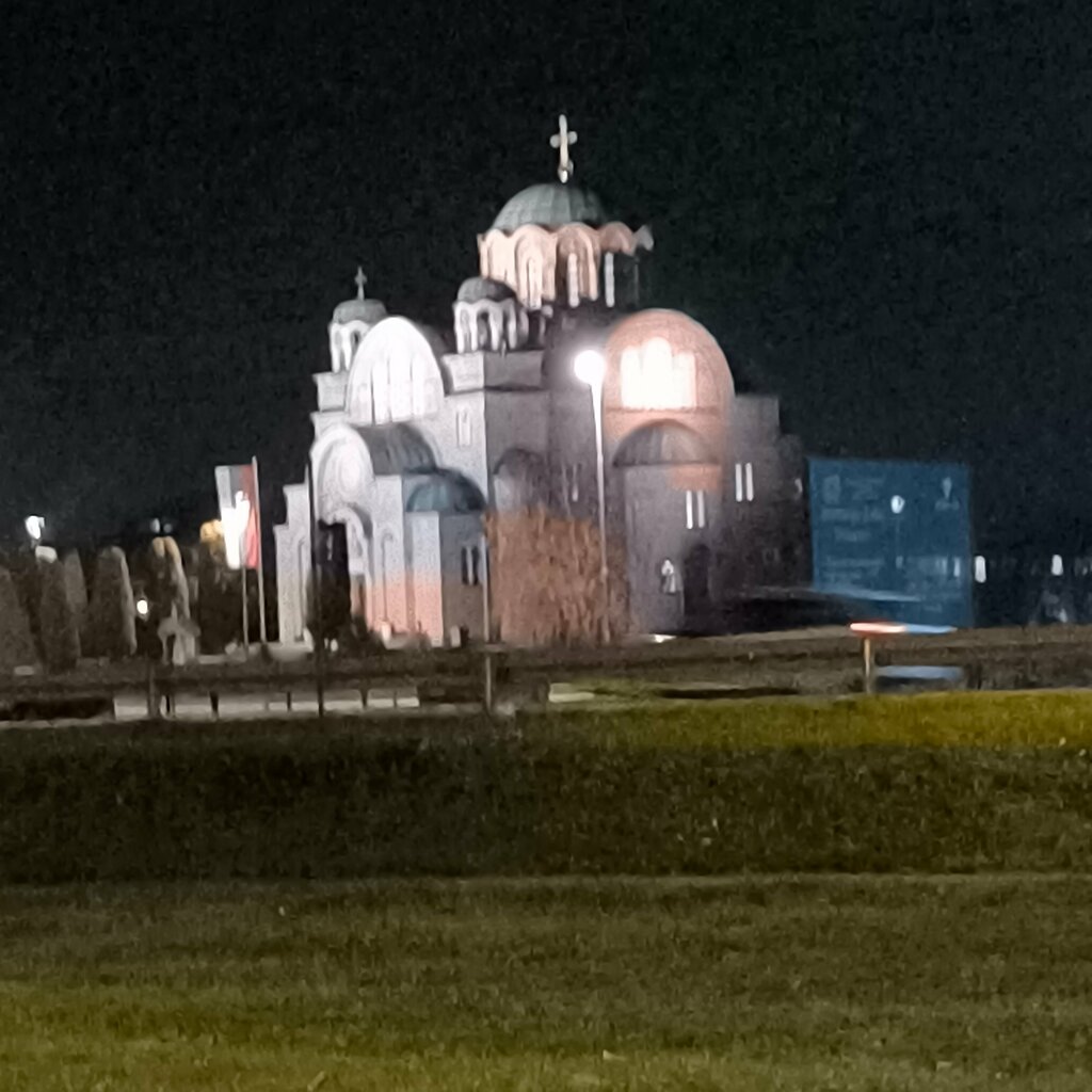 Ortodoks kiliseleri Crkva Svetog Luke, Belgrad, foto