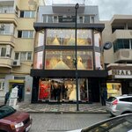 Sadem Wedding Akhisar (Manisa, Akhisar, Şehit Teğmen Tahir Ün Cad., 110), giyim mağazası  Akhisar'dan