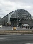 Alexanderplatz (Berlin, Stadtbahnbogen, 120), tren istasyonu  Berlin'den
