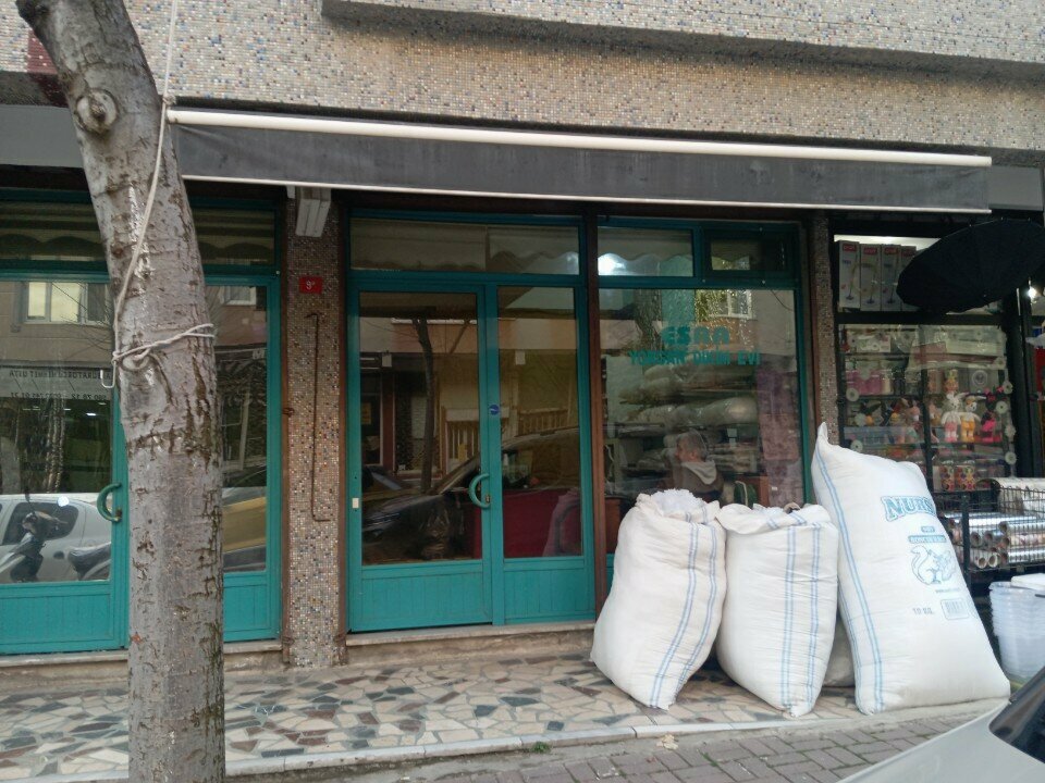Mefruşat Esra Yorgan Dikim, İstanbul, foto