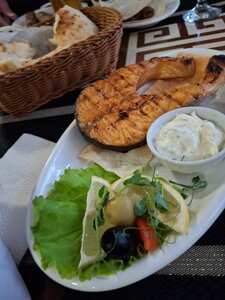 Берёзовая роща (Партизанская улица No:5), kafe  Aluşta'dan
