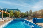 Uzhniy Parus (Pionerskiy prospekt No:300), otel  Anapa'dan