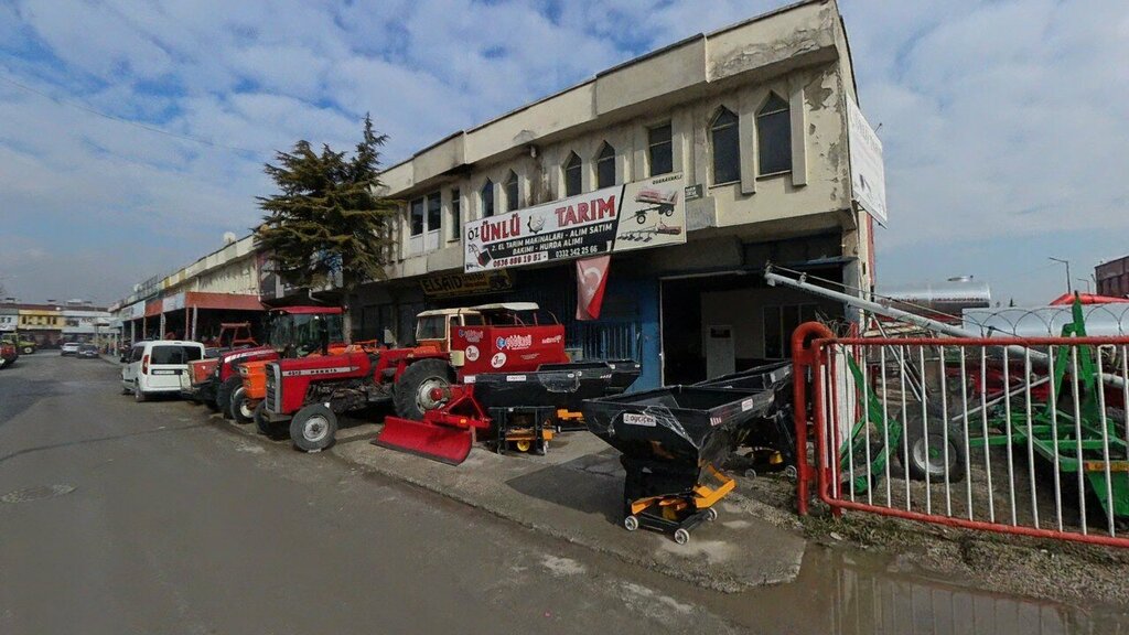Tarım makineleri, ekipmanlar Öz Ünlü Tarım, Konya, foto