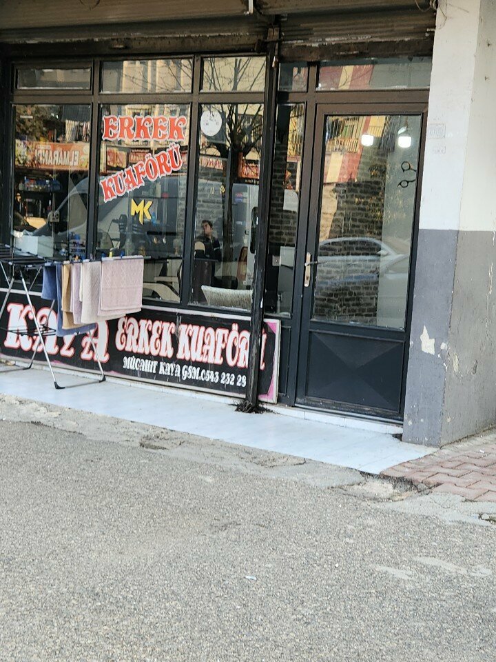 Berberler Kaya erkek kuaförü, Gaziantep, foto