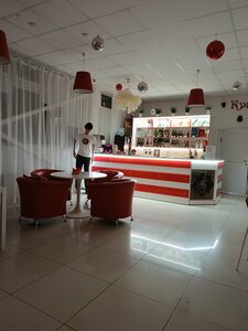 Красный бархат (Shkolnaya ulitsa No:18), kafe  Gornozavodsk'tan