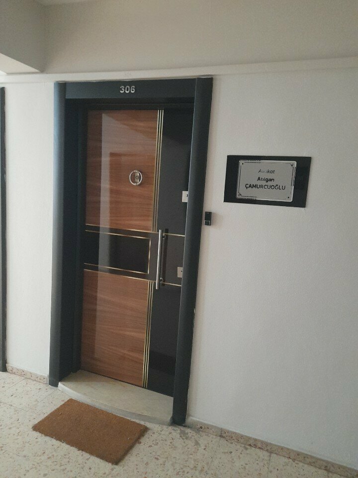 Avukatlar Avukat Atılgan Çamurcuoğlu, İzmir, foto