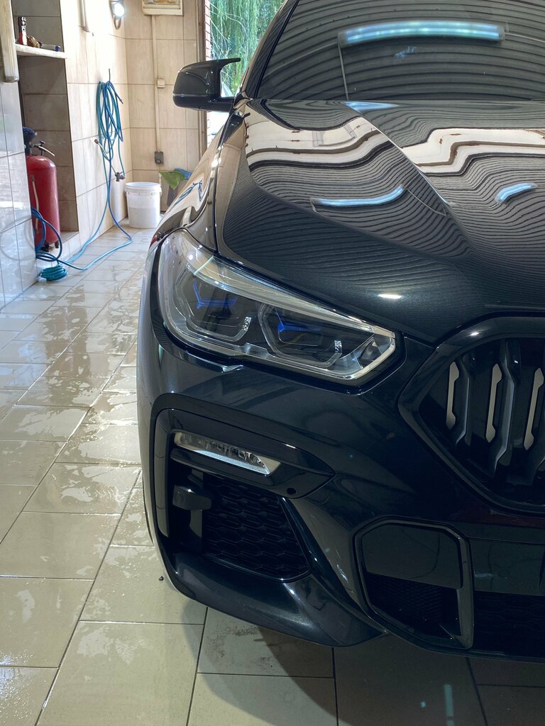 Oto yıkama Dr. Gloss, Buzuluk, foto