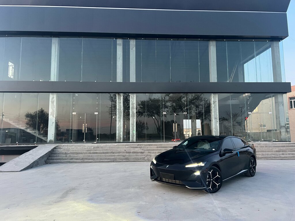 Otomobil satış galerileri Car Dealership, Ürgenç, foto