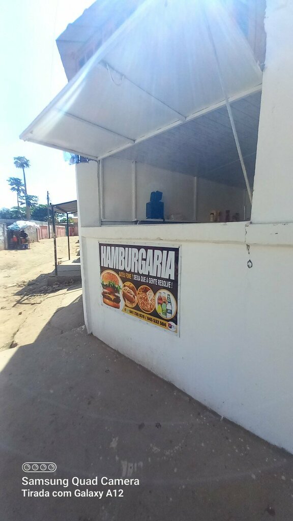 Fast food Hamburgaria os dos melhores, Loanda, foto