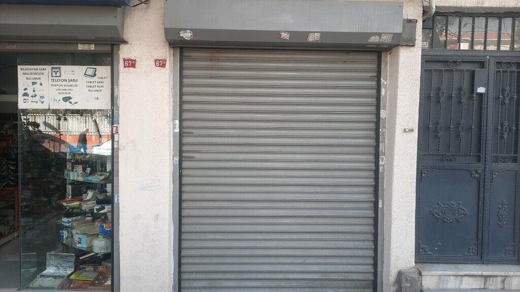 Emlak ofisi Umut Emlak, İstanbul, foto