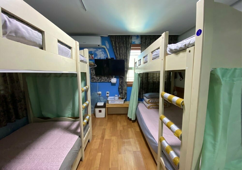 Otel Gudeok Guest House - Hostel, Seogwipo, foto
