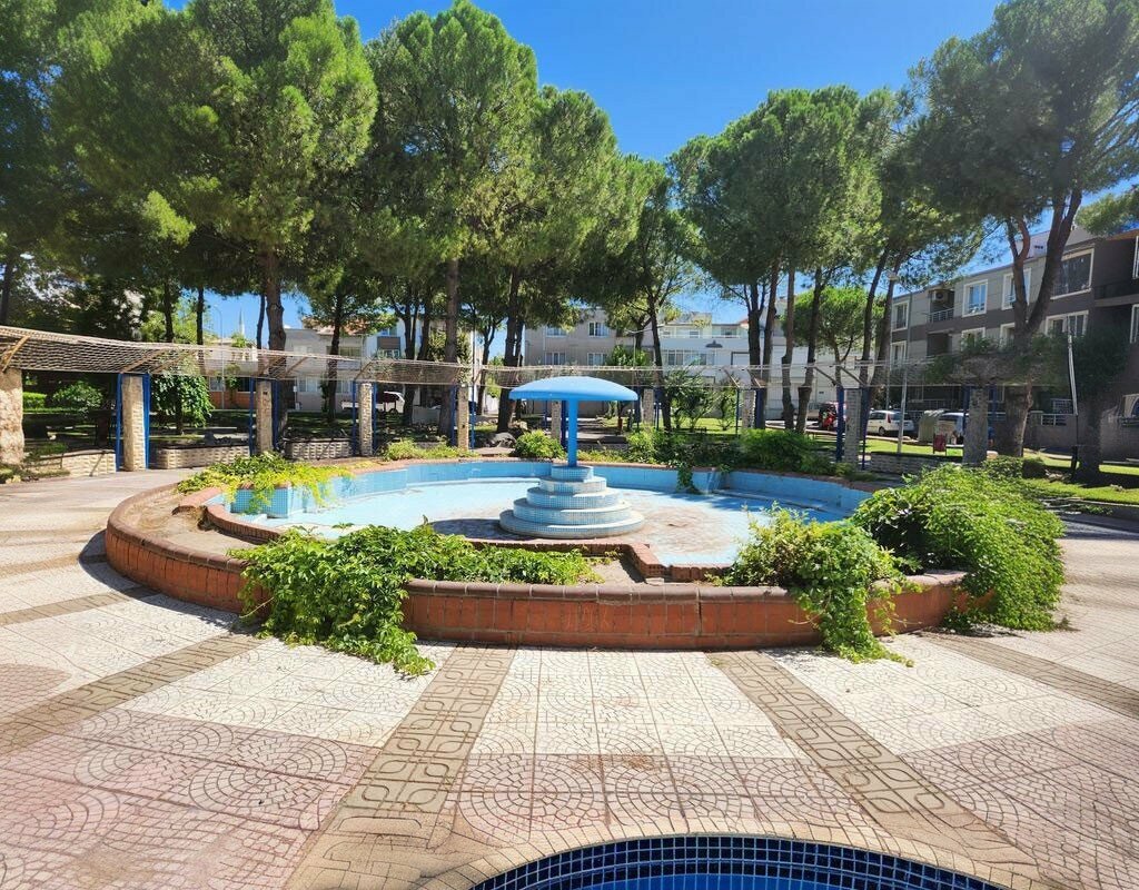 Kültür ve eğlence parkları Öğretmenler Parkı, Akhisar, foto