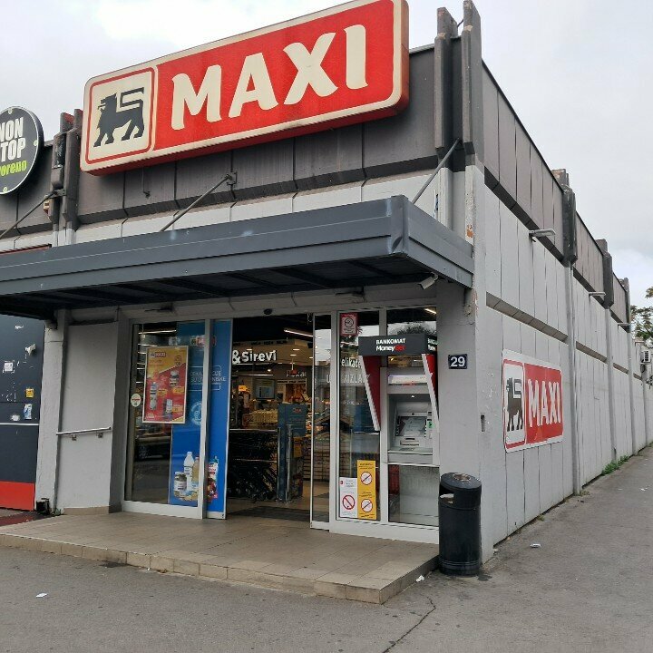 Süpermarket Maxi, Belgrad, foto