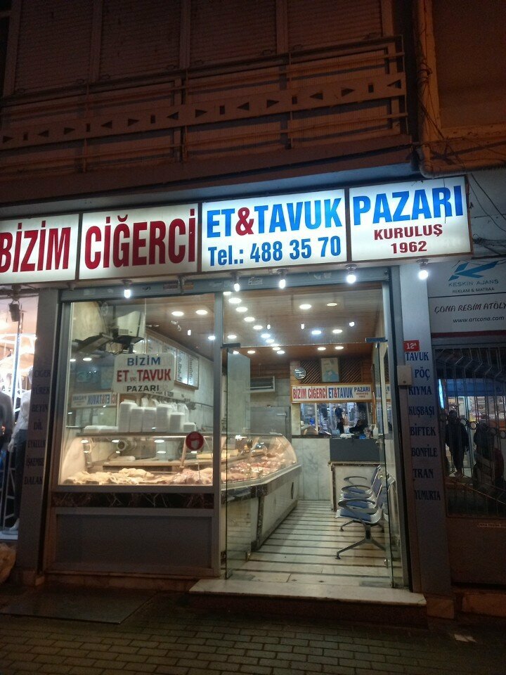 Kasap, şarküteri Bizim Ciğerci, İstanbul, foto