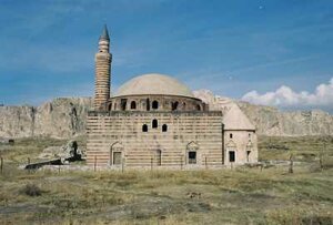 Mor Yakup Kilisesi (Mardin, Nusaybin, Zeynelabidin Mah., Zeynel Abidin Sok., 9), turistik yerler  Nusaybin'den