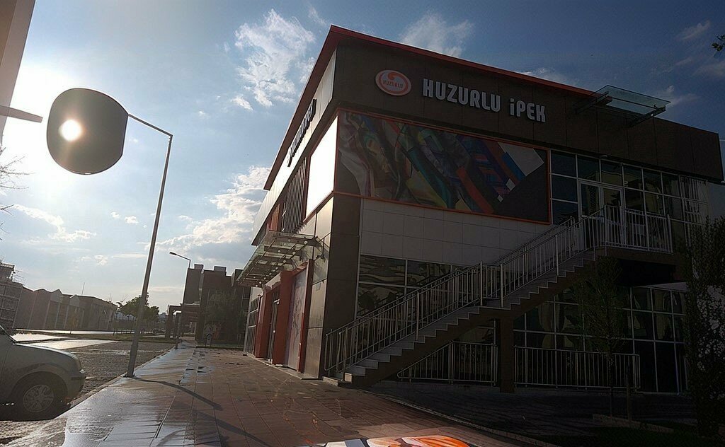 Giyim mağazası Huzurlu Ipek Bayram Yılmaz, Uşak, foto