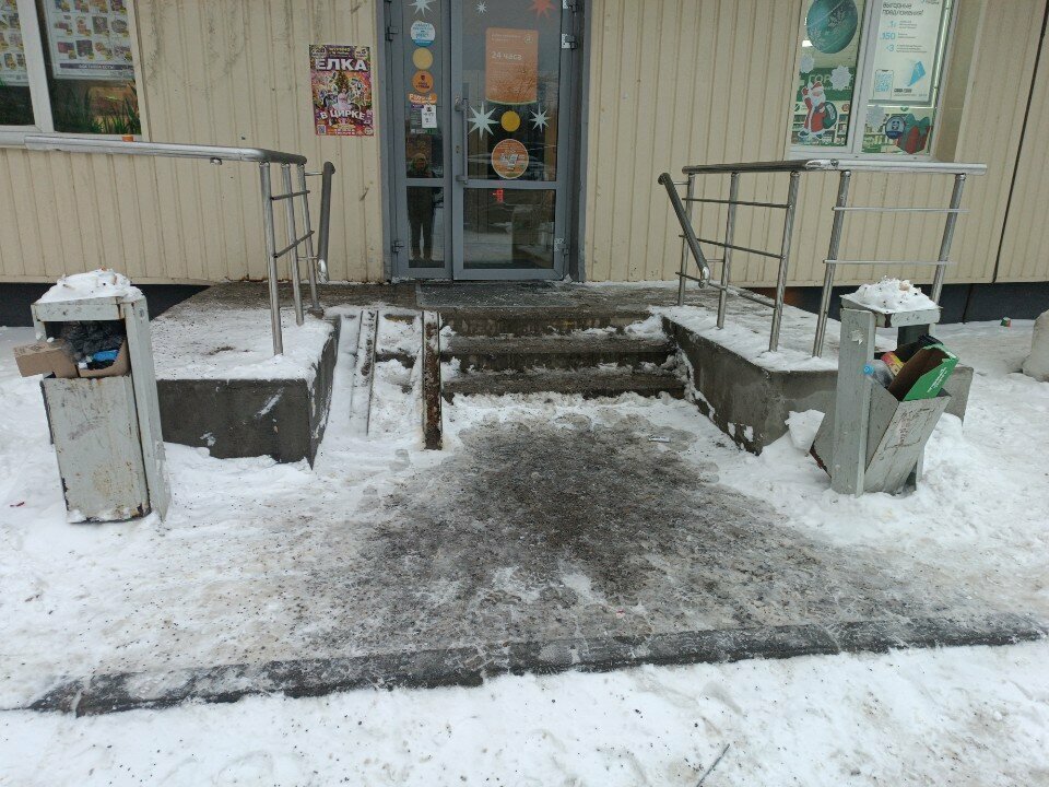 Süpermarket Dixi, Saint‑Petersburg ve Leningradskaya oblastı, foto