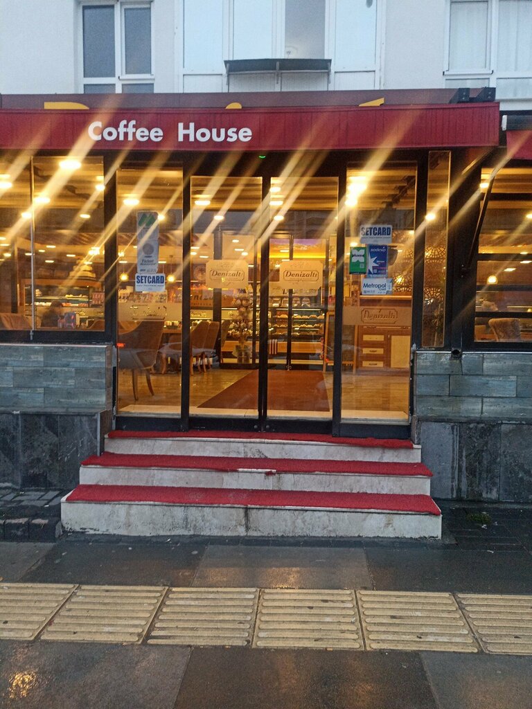 Pasta, şekerleme ve tatlı Denizaltı Pastanesi, Ankara, foto