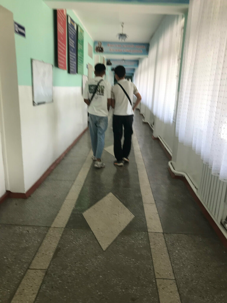 Fen lisesi, sosyal bilimler lisesi Нур-Билим ордосу, Celalabat, foto