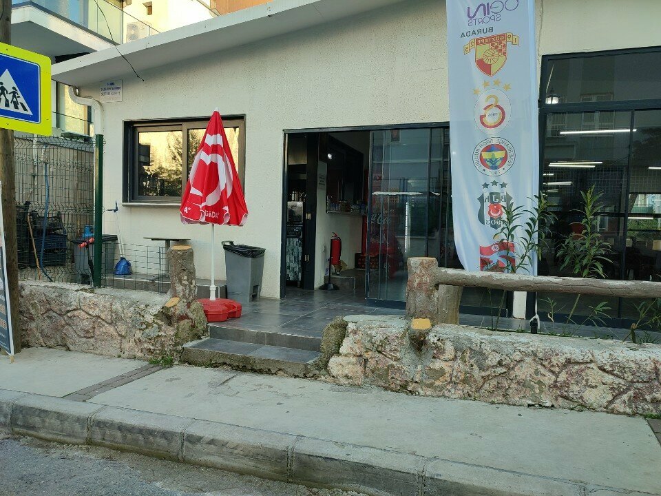 Kafe Taş Park Cafe, İzmir, foto
