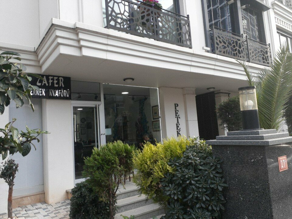 Berberler Zafer Erkek Kuaförü, İstanbul, foto