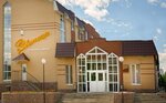 Zvanitca (ulitsa Kosmonavtov No:7/1), restoran  Udomlya'dan