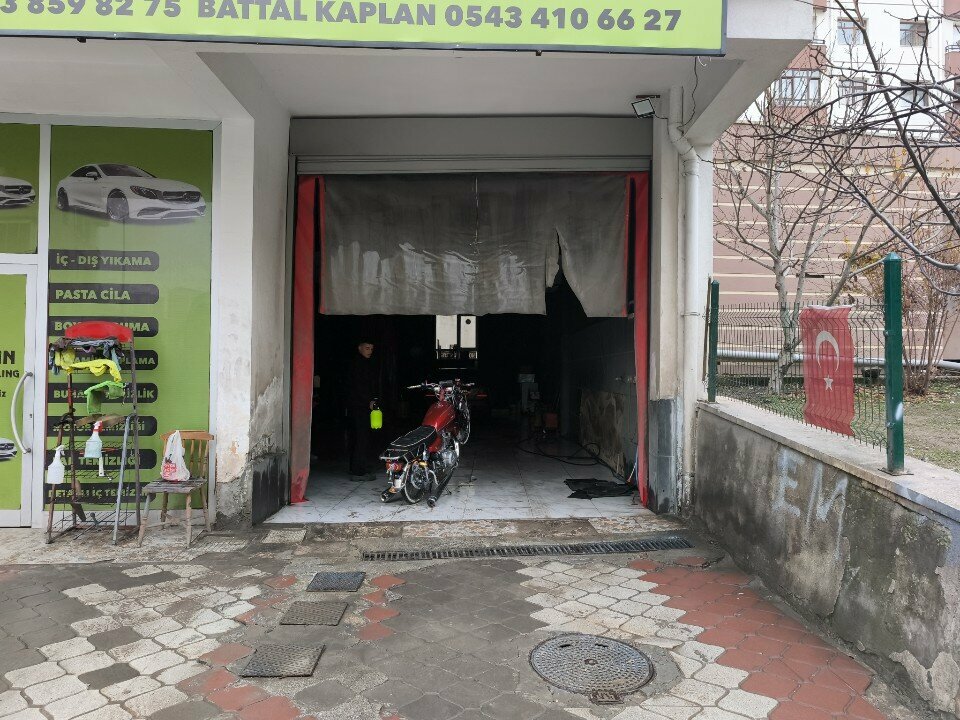 Oto temizleyicisi Kaplan Auto Detailing, Ankara, foto