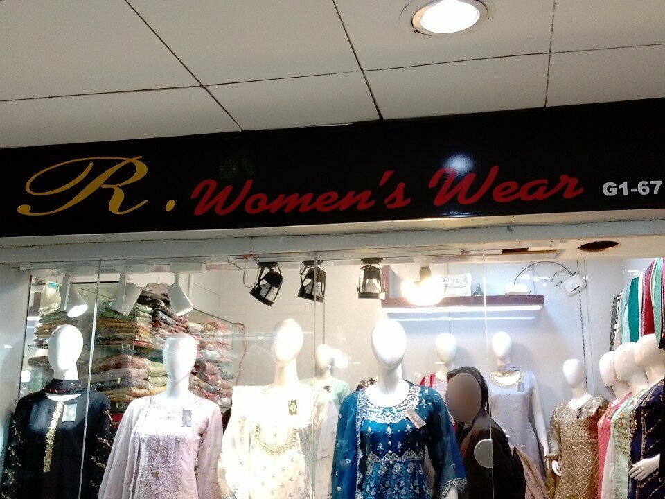 Giyim pazarı R. Women's wear, Karaçi, foto
