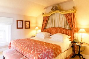 The Albatroz Hotel (Rua Frederico Arouca No:100), otel  Cascais'ten