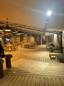 Белогорье (Perm Territory, Kungurskiy munitsipalny okrug, territoriya Ekokurort Belogorye), kafe  Permski krayından