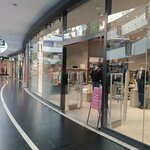 Calvin Klein (Turan dańǵyly No:37), giyim mağazası  Astana'dan