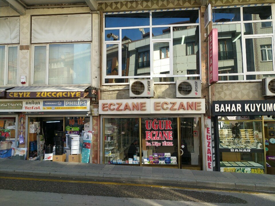 Eczaneler Uğur Eczane, İstanbul, foto