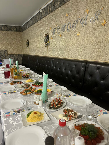 Kafe Астория, Semikarakorsk, foto