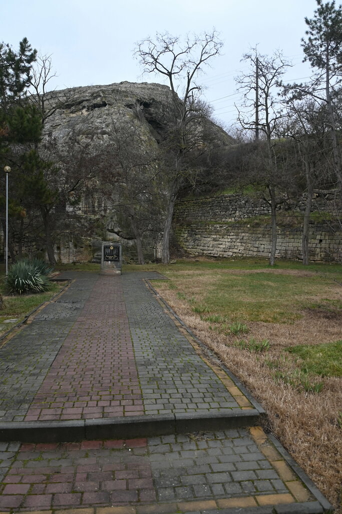 Anıt, heykel 1025 лет Крещению Руси, İnkerman, foto