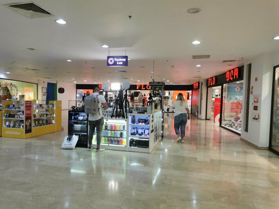 Cep telefonu ve aksesuarları satış mağazaları Techno Lux, Batum, foto