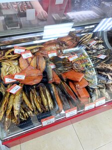 Pivnoj prichal (Komsomolskaya ulitsa No:2А), bira dükkanı  Svirsk'ten