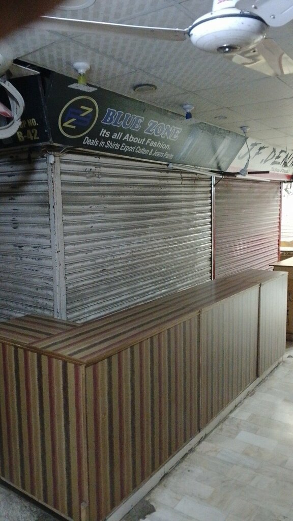 Giyim mağazası Blue zone garments, Karaçi, foto