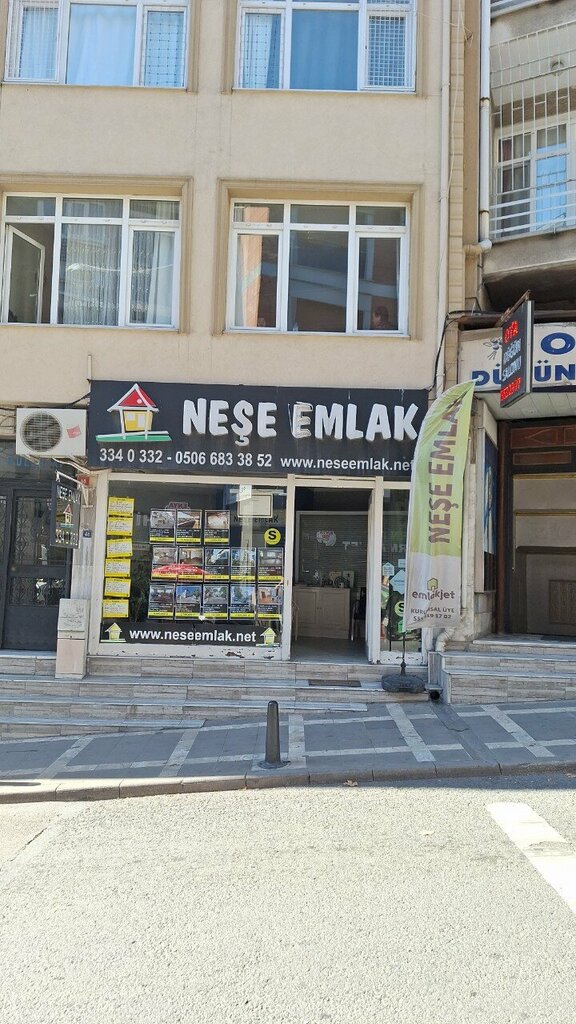Emlak ofisi Neşe Emlak, İstanbul, foto