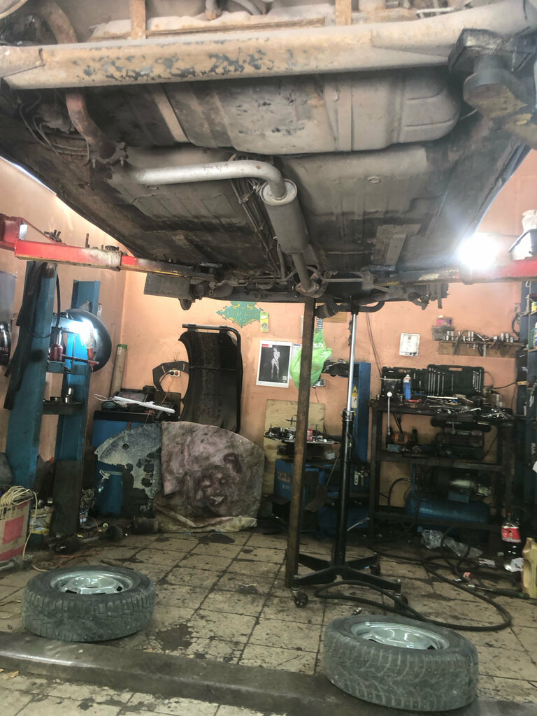 Otomobil servisi Автосервис, Bor, foto